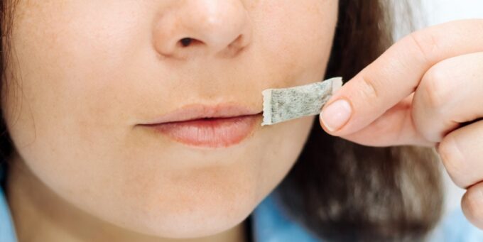 Nicotine Pouches & Gum Damage: What You Need to Know - ZYLO | Nicotine ...